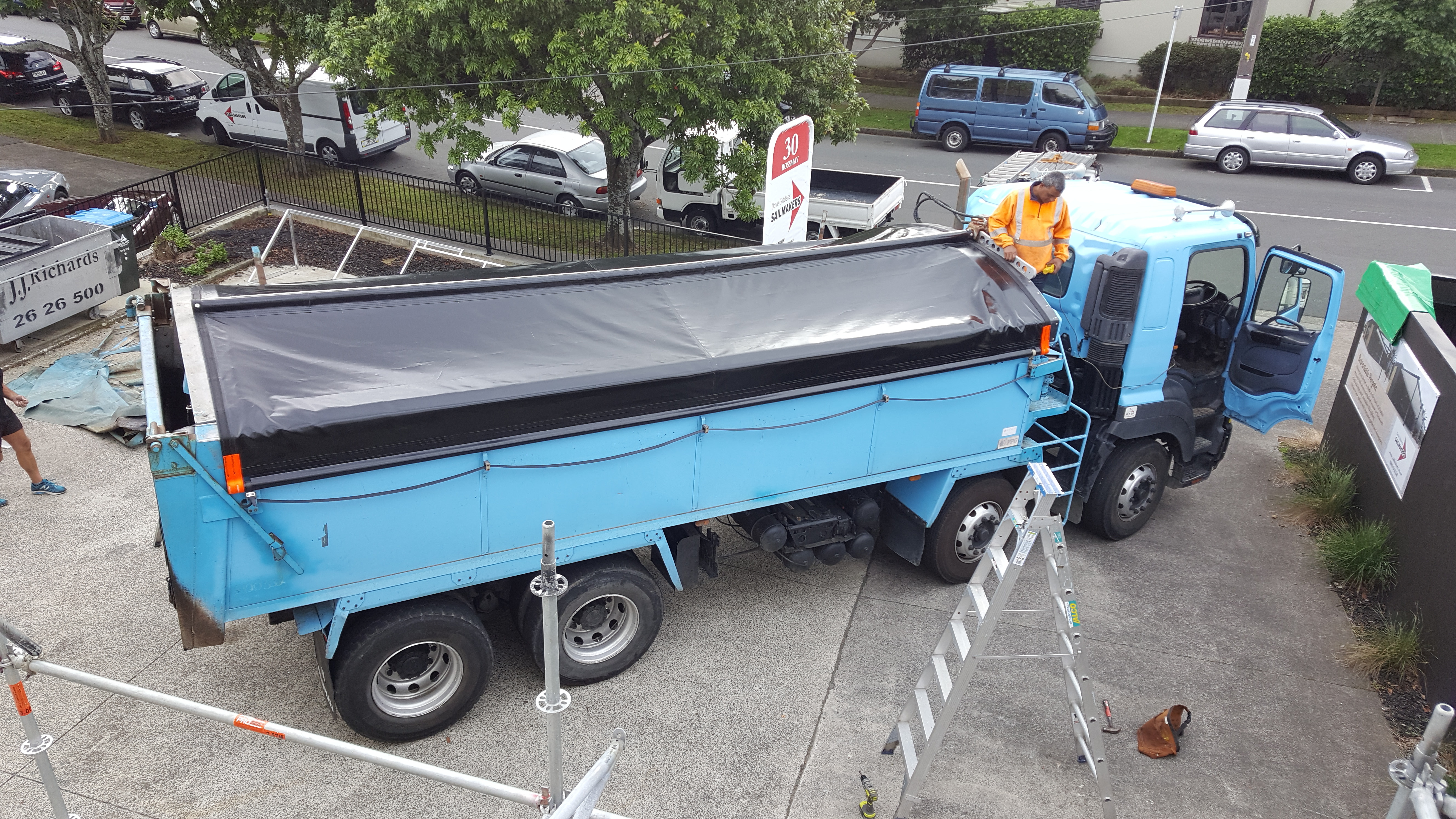 Custom Hydraulic Hot Mix Truck Cover